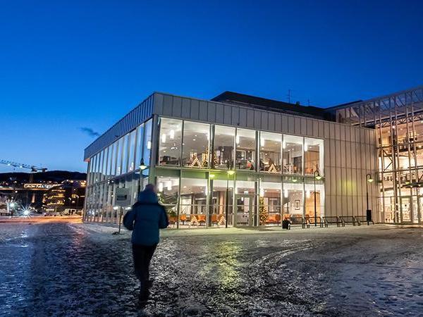 Deler ut penger til studentene | UiT