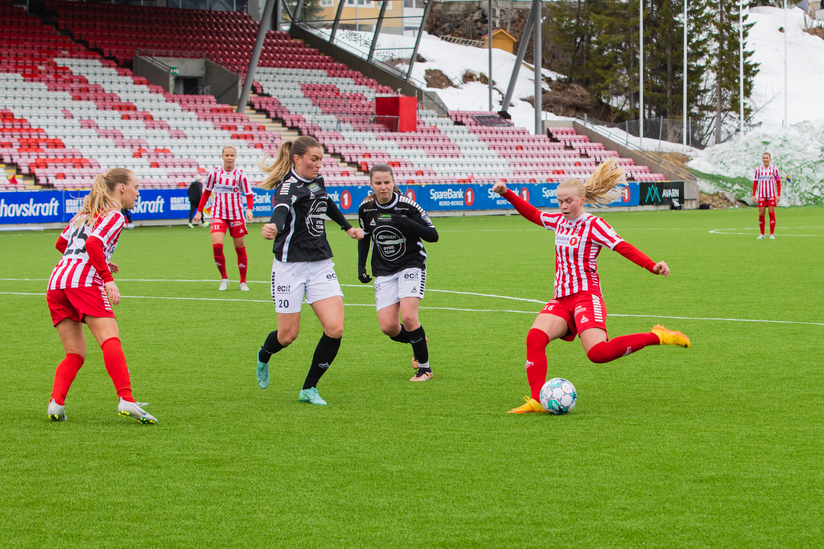 Fotballspillere presterer bedre når treneren fokuserer på mestring | UiT